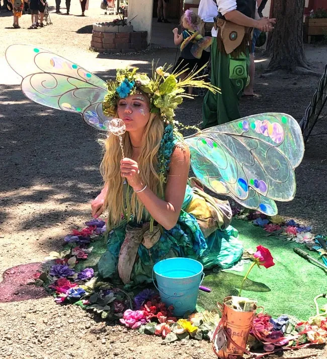 What to Look for at a Renaissance Festival aka RenFaire