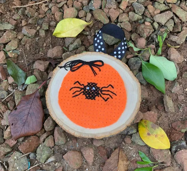 How to Create Stitchable Felt Halloween Ornaments - Laura Kelly's Inklings