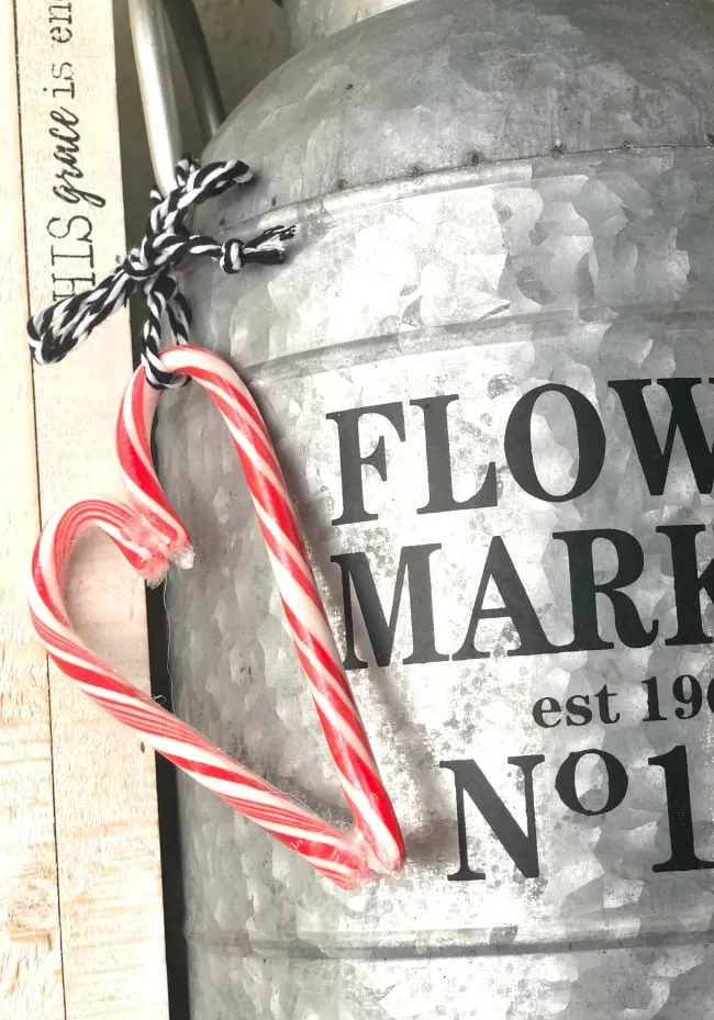 Candy Cane Hunt - Laura Kelly's Inklings