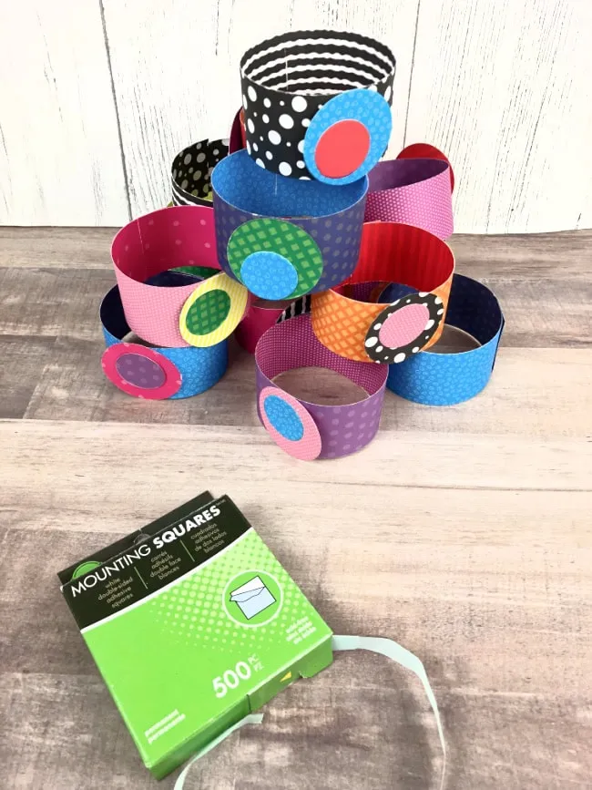 DIY Countdown Chain - Laura Kelly's Inklings