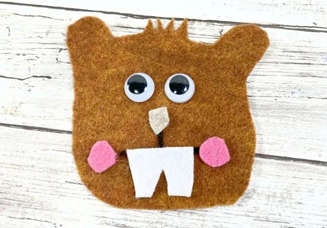 Groundhog Day Kid Craft with Free Pattern - Laura Kelly's Inklings