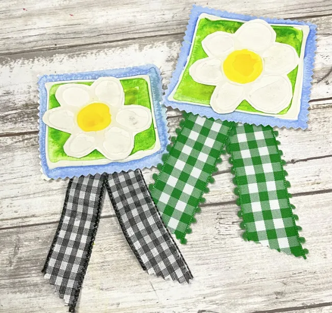 Daisy Craft Glue Resist Gift Tags - Laura Kelly's Inklings