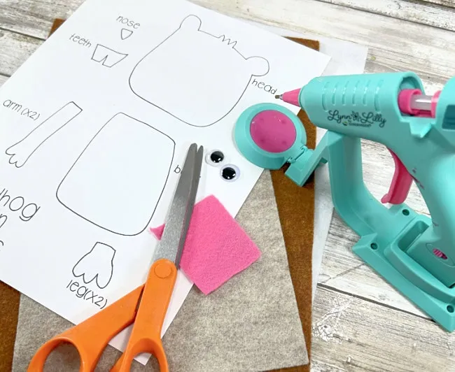 Groundhog Day Kid Craft with Free Pattern - Laura Kelly's Inklings