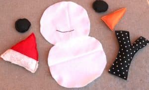 DIY Felt Winter Snowman Bean Bag Toss Game - Laura Kelly's Inklings