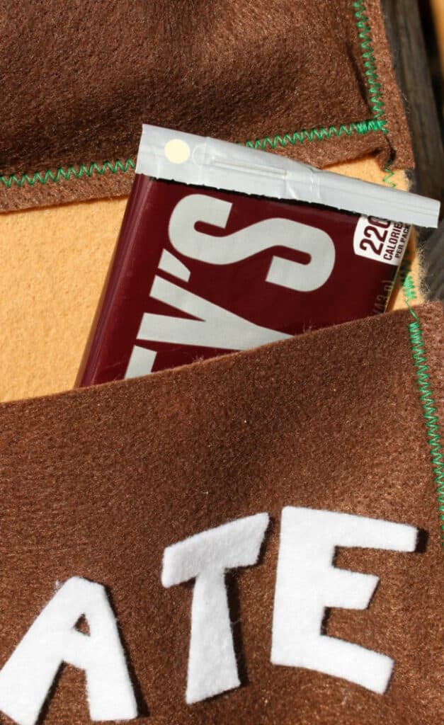 How to Make A Felt S'Mores Bag - Laura Kelly's Inklings