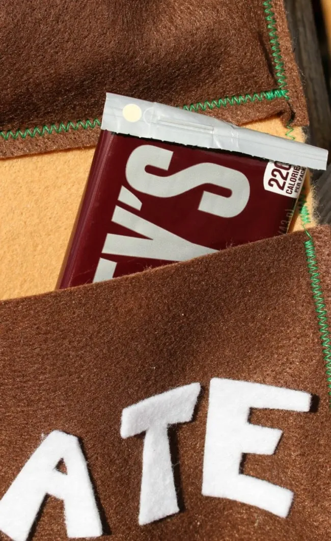 How to Make A Felt S'Mores Bag - Laura Kelly's Inklings