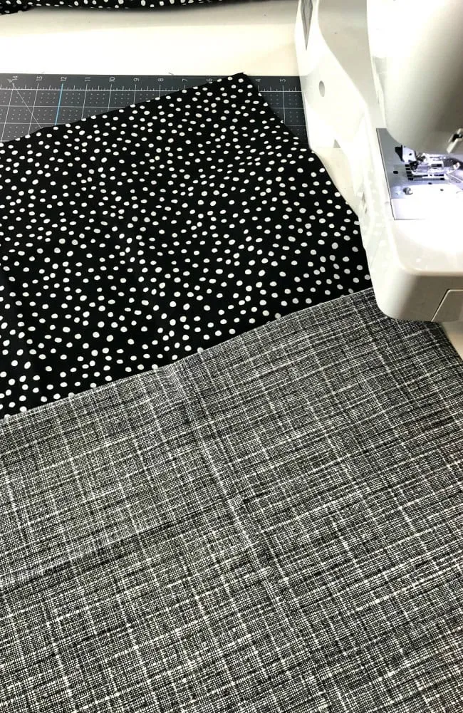 Easy Sew BE KIND Pillow - Laura Kelly's Inklings