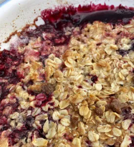 Simple Blackberry Crisp Recipe - Laura Kelly's Inklings