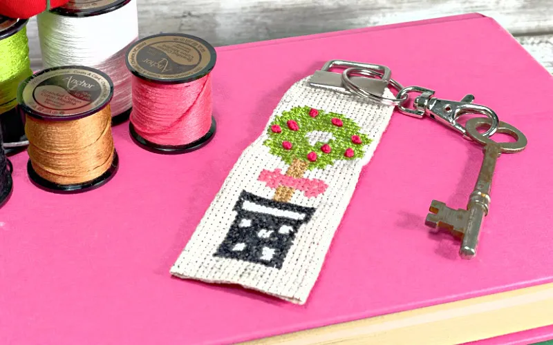 How to Cross Stitch a Topiary Key Ring - Laura Kelly's Inklings