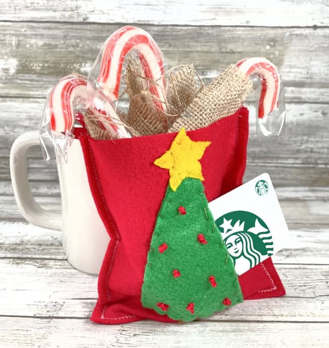 How to Wrap Gift Cards with Felt - Laura Kelly's Inklings