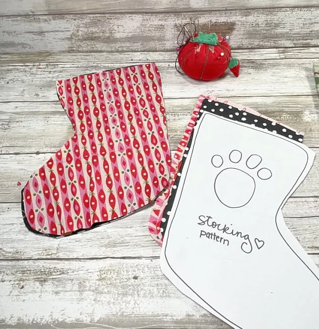 Mini Stocking Pattern for Pets and Humans - Laura Kelly's Inklings