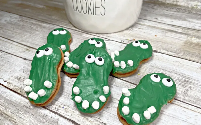 Easy No Bake Alligator Cookies - Laura Kelly's Inklings