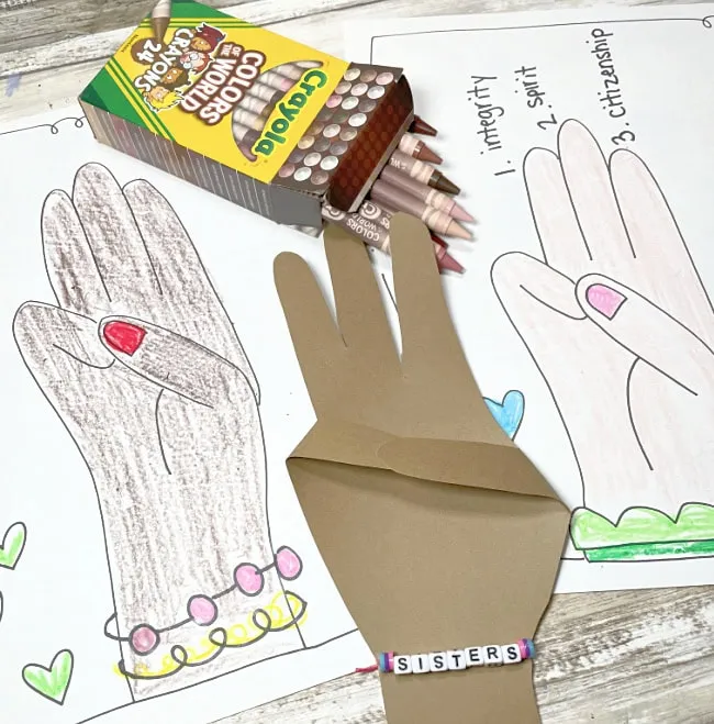 Girl Scout Sign Free Printable for the Girl Scout Promise - Laura Kelly ...