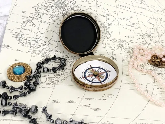 Pirate Mason Jar Lid Compass - Laura Kelly's Inklings