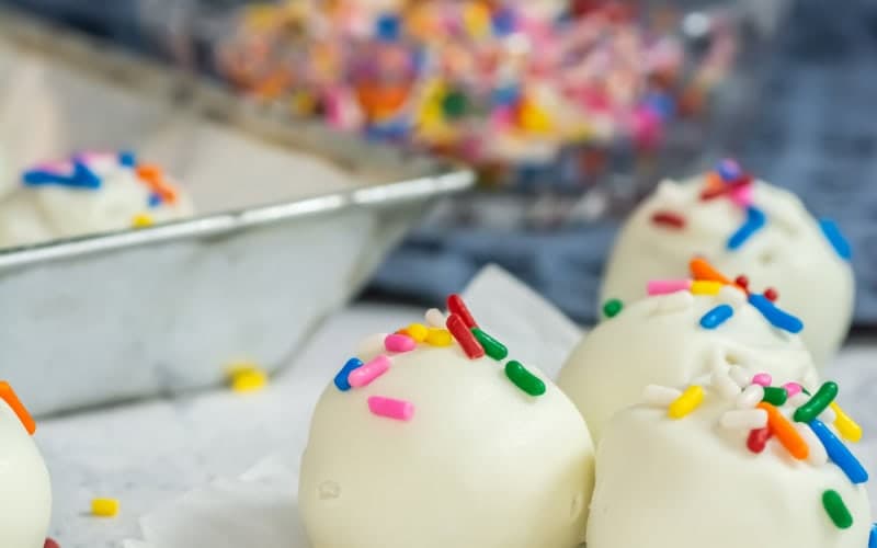 No Bake Cake Ball Cookies with Sprinkles - Laura Kelly's Inklings
