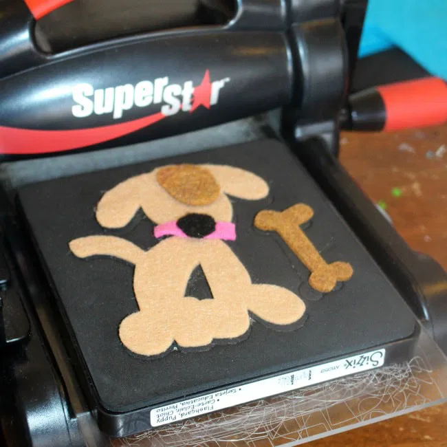 DIY Fleece Blankets for Rescue Puppies and Kittens - Laura Kelly's Inklings